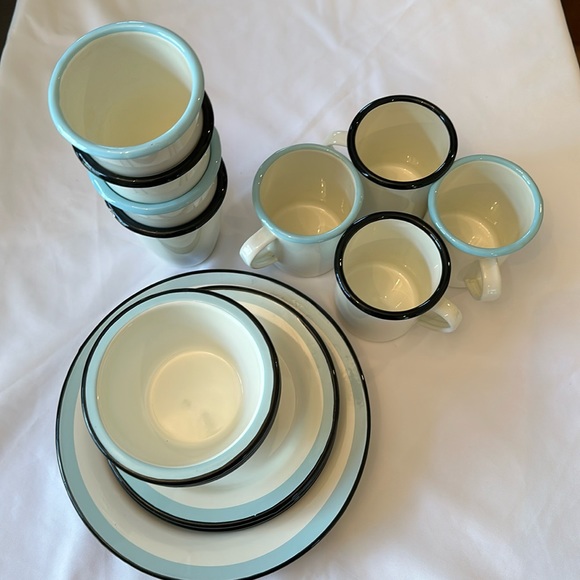 Hearth & Hand | Dining | Enamel Dinnerware Set 2 Pieces | Poshmark
